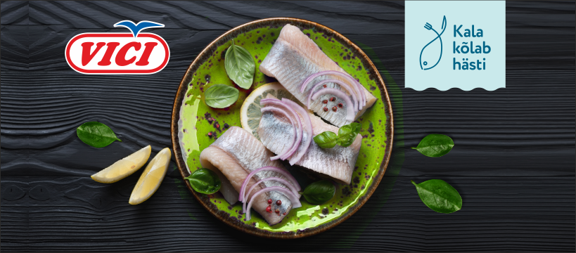 Heeringas hapukoorega