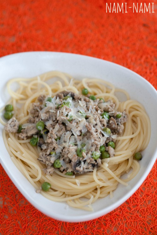 Spagetid seene-herne-hakklihakastmega