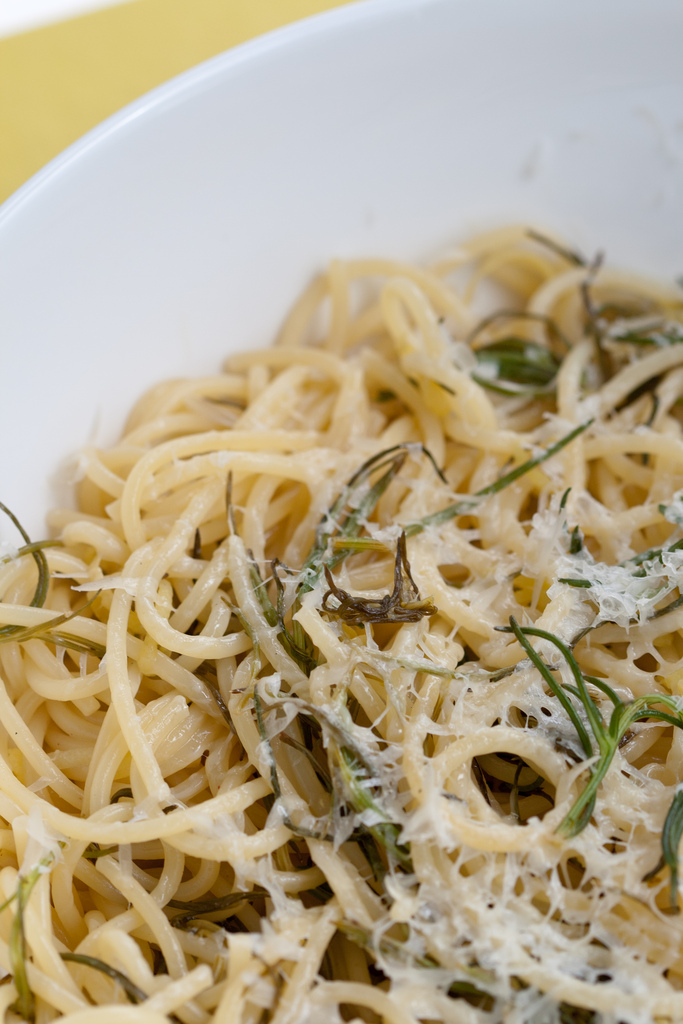 Spagetid sooda-ogamaltsaga ehk agretti spaghetti