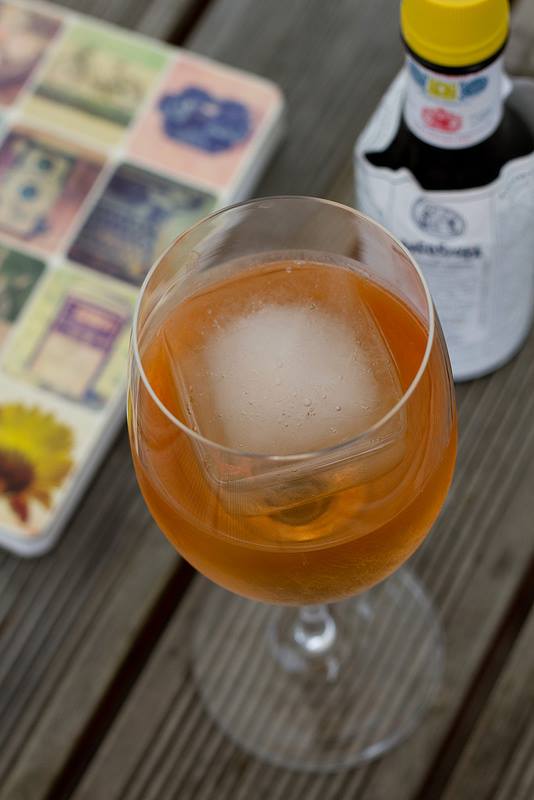 Angostura & Soda (kokteil)