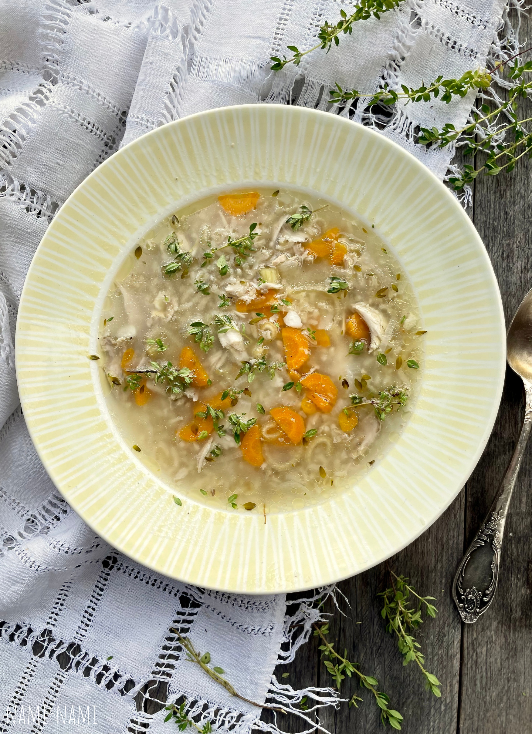 Lihtne kana-riisisupp