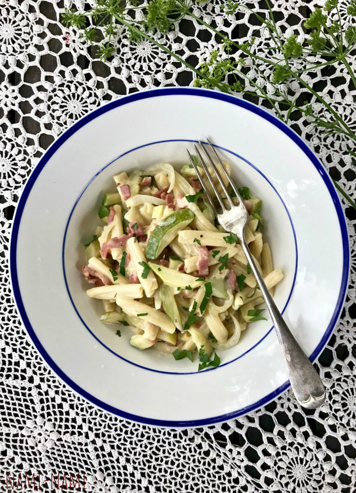 Suvikõrvitsa-makaroniroog